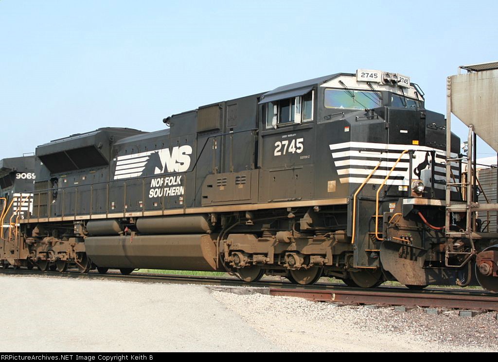 NS 2745
